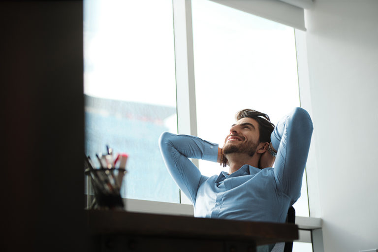 Comment utiliser l'huile de CBD pour moins stresser